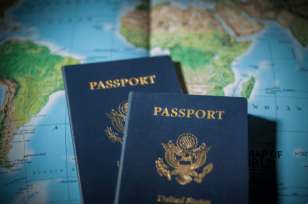 5 Essential Travel Tips for a Stress-Free Adventure - Travelogy